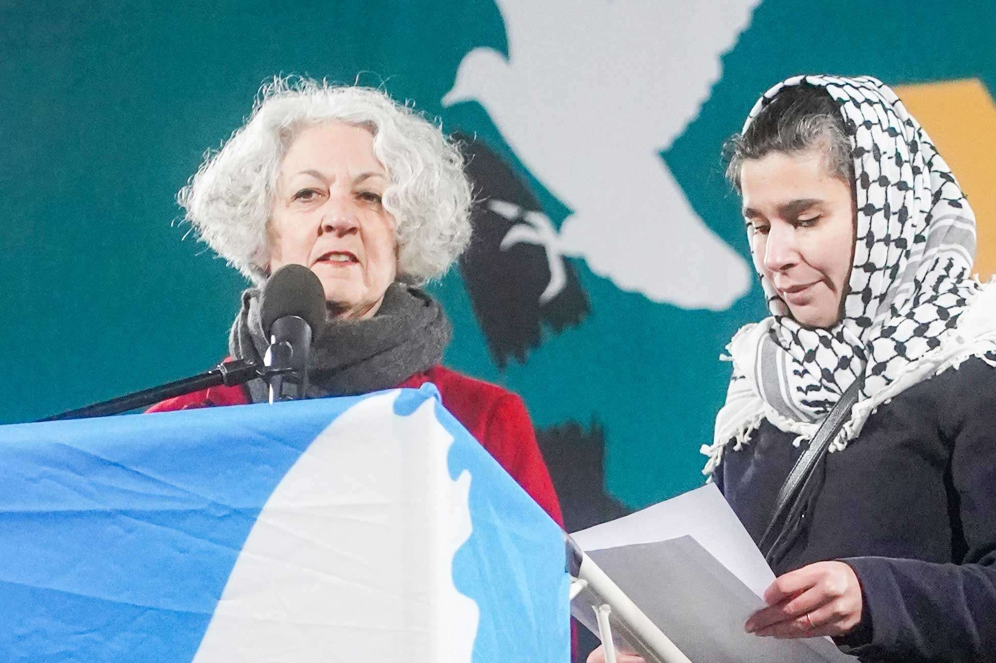 "Yahudileri tehlikeye atan İsrail’in siyonist politikalarıdır" - Yeni ...